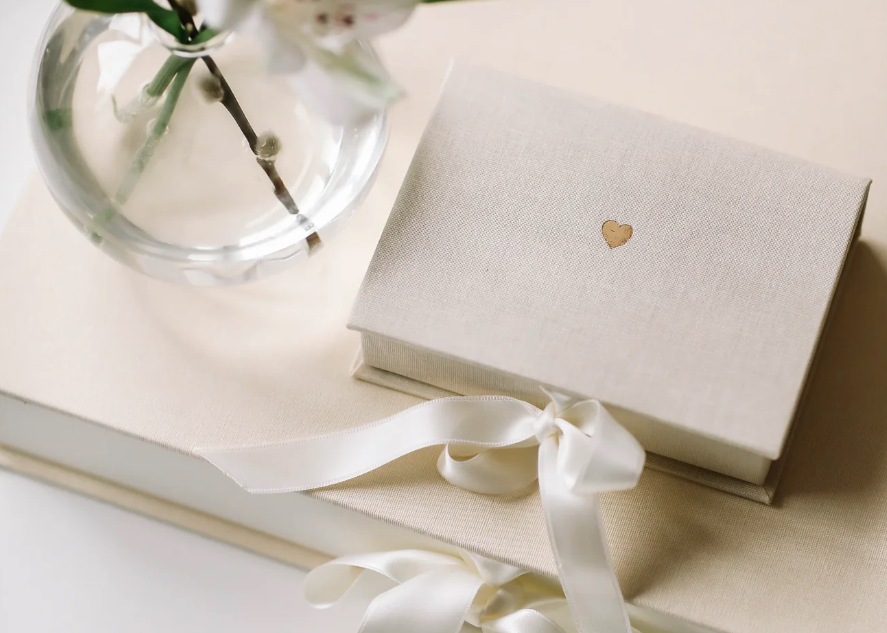 Personalised Mother’s Day Gift Guide for Stationery Lovers