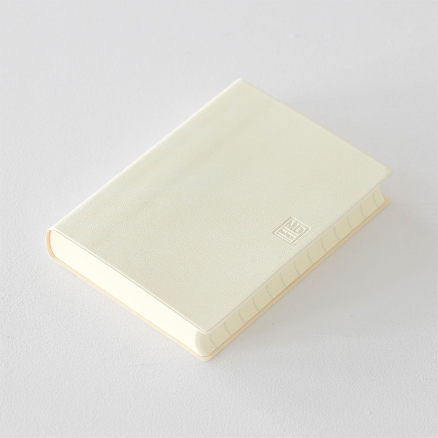 Midori | 2026 Diary A6 1Day 1Page - Bookbinders Design